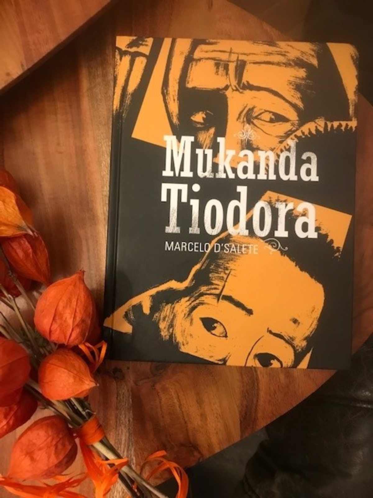 Mukanda Tiodora de Marcelo D'Salete - BD - Que Tal Paris